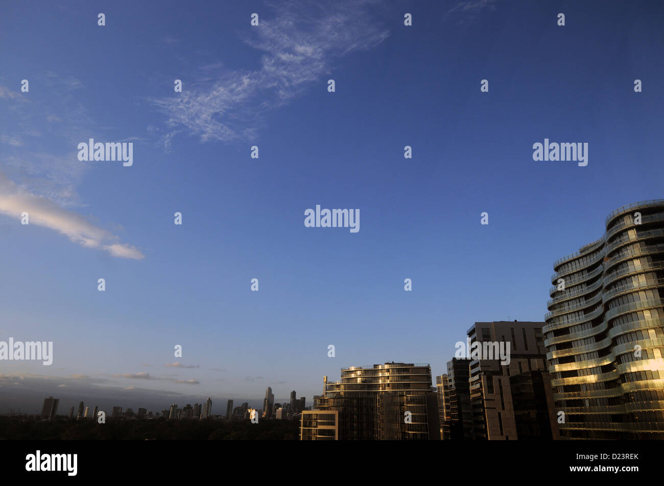 Melbourne park with city view hi-res stock photography and images - Alamy