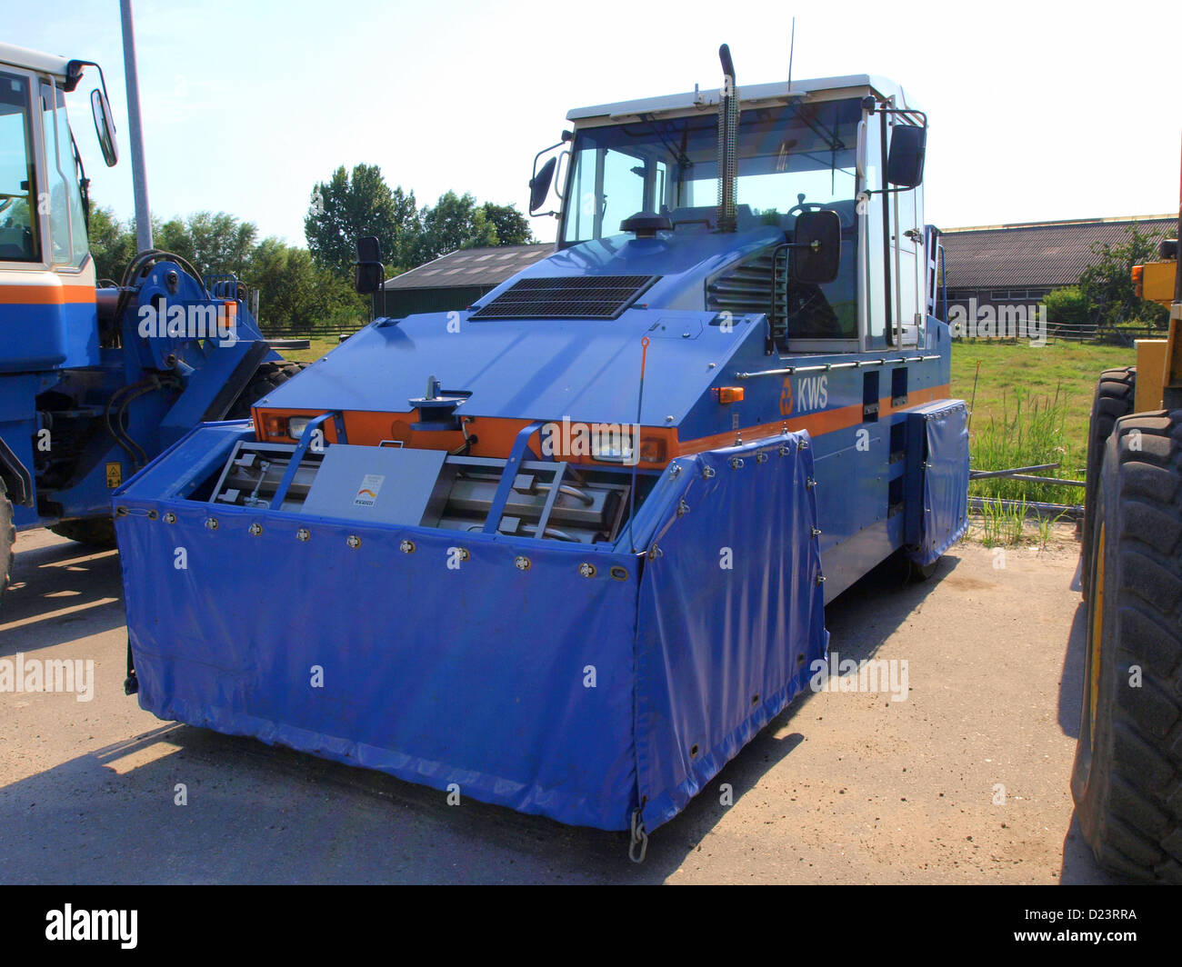 construction plant vehicles trucks Stock Photo - Alamy