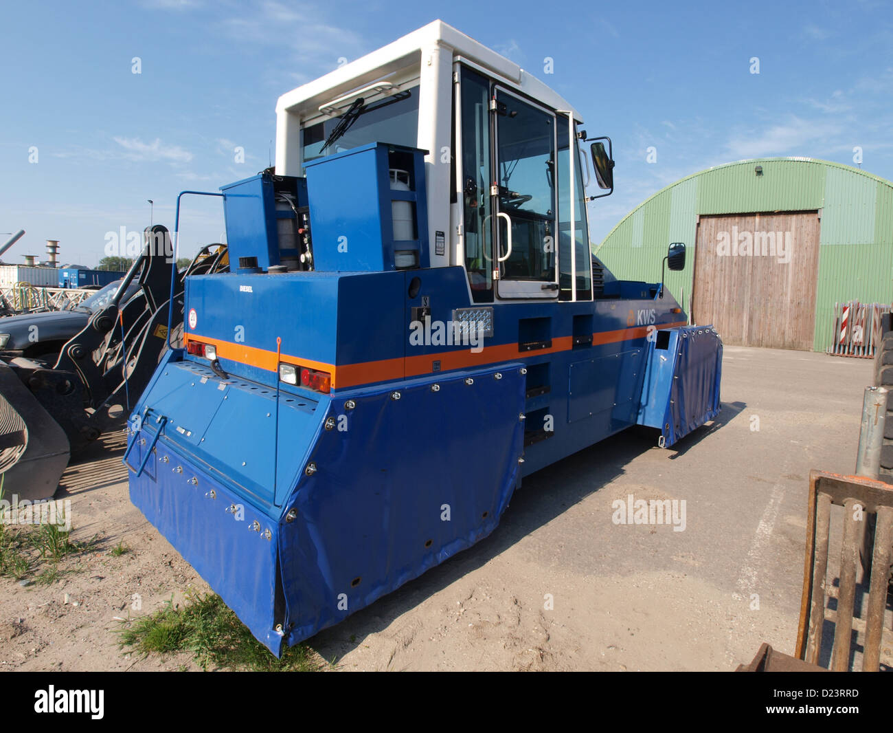 construction plant vehicles trucks Stock Photo - Alamy
