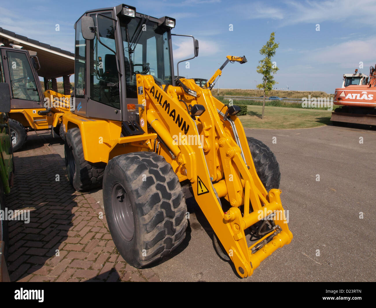 construction plant vehicles trucks Stock Photo - Alamy