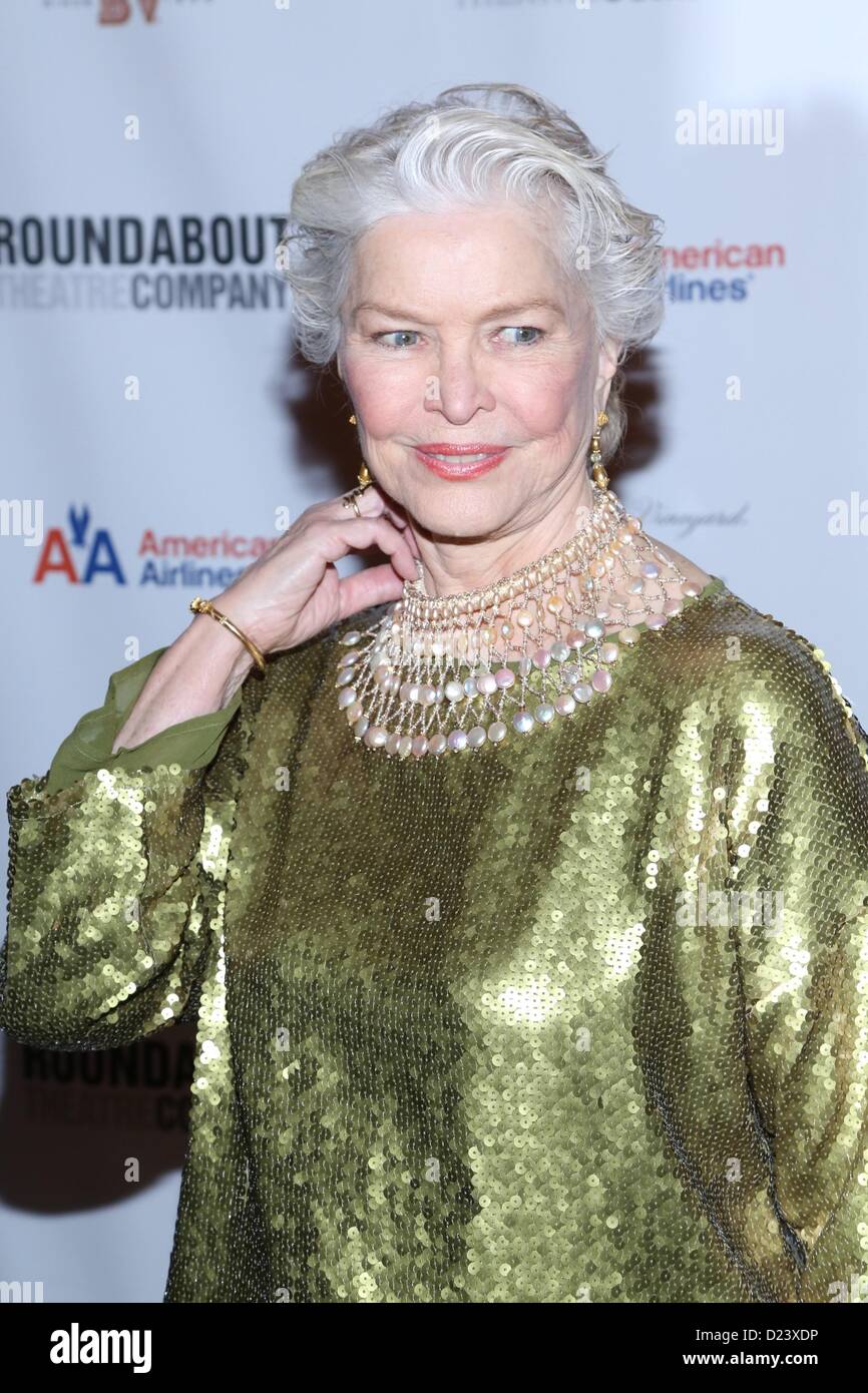Ellen Burstyn 2013 Interstellar Cast Update: John Lithgow And Ellen