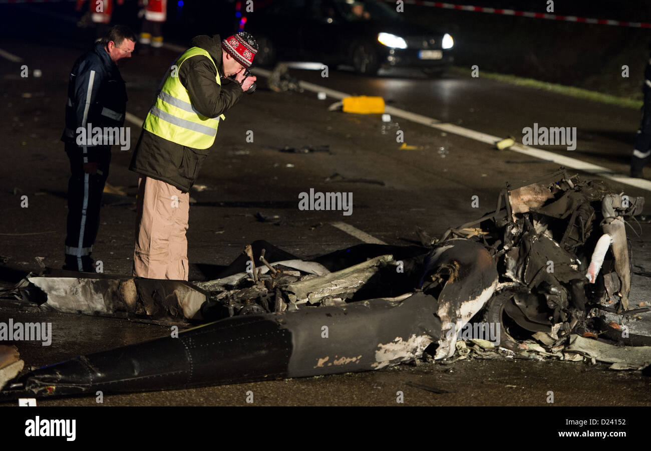 Crashed helicopter hi-res stock photography and images - Alamy