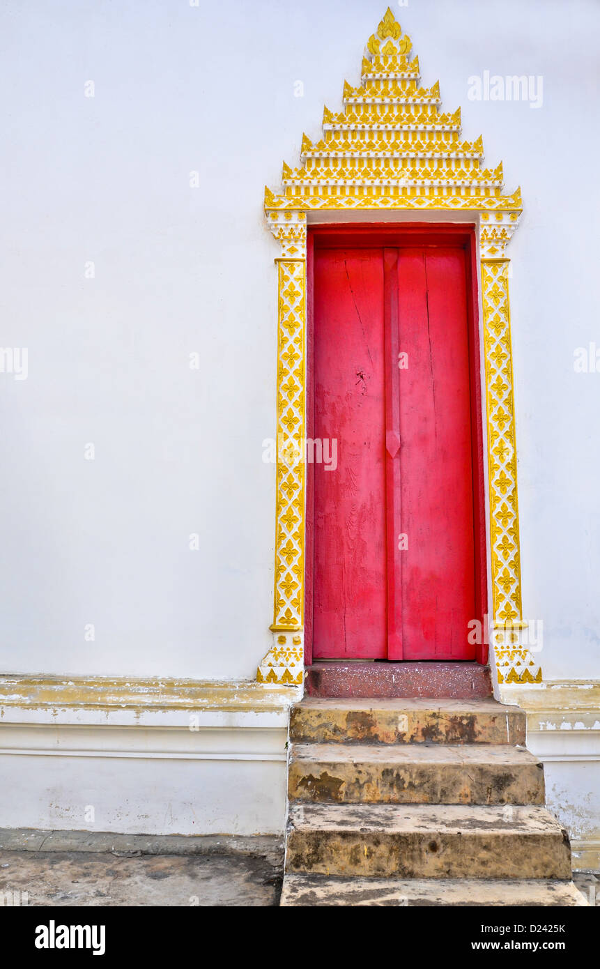 Temple doors hi-res stock photography and images - Alamy