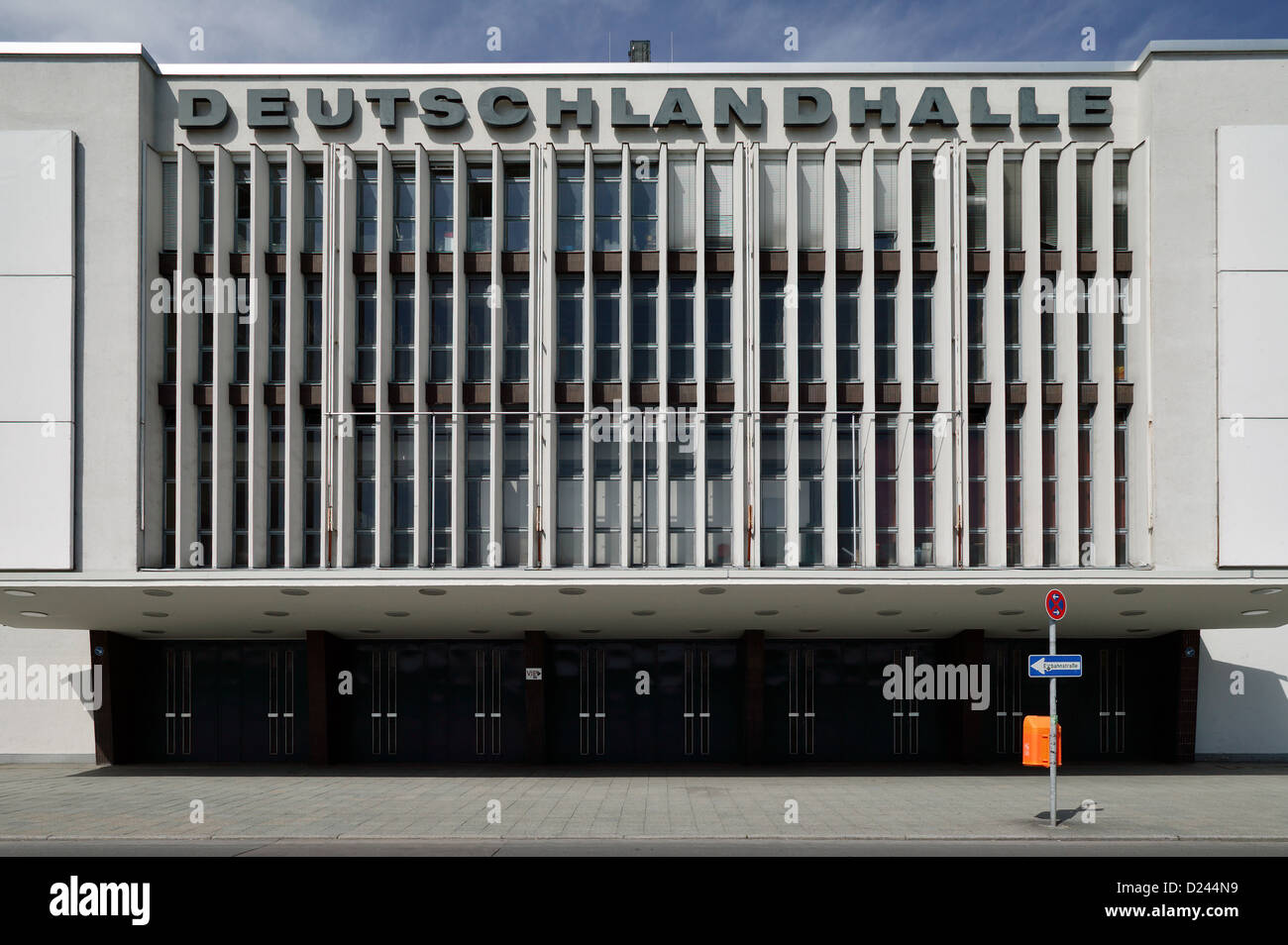 Ingenierbaukunst culture multipurpose hall hi-res stock photography and ...