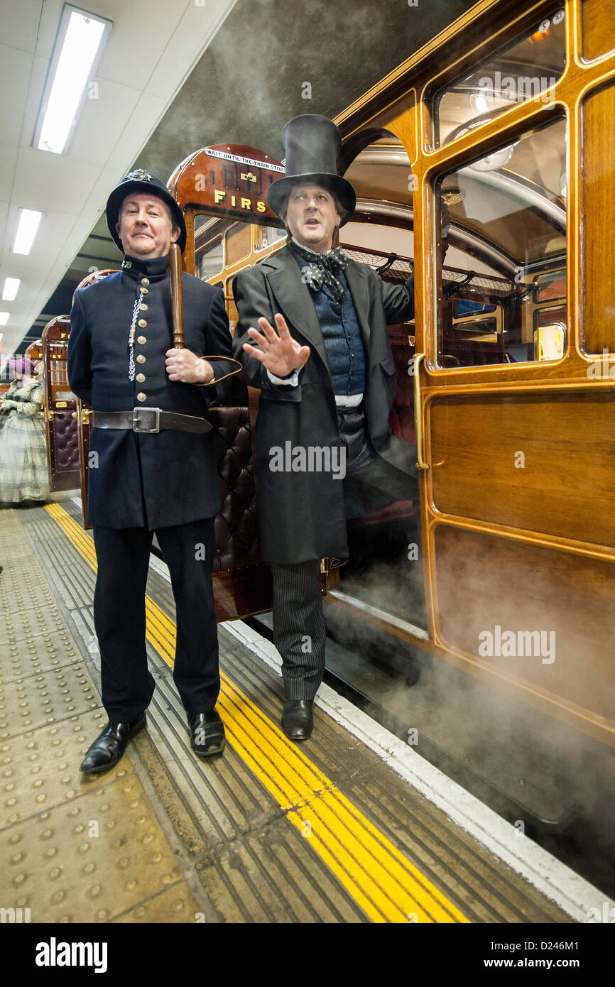 Victorian london underground carriages hi-res stock photography and ...
