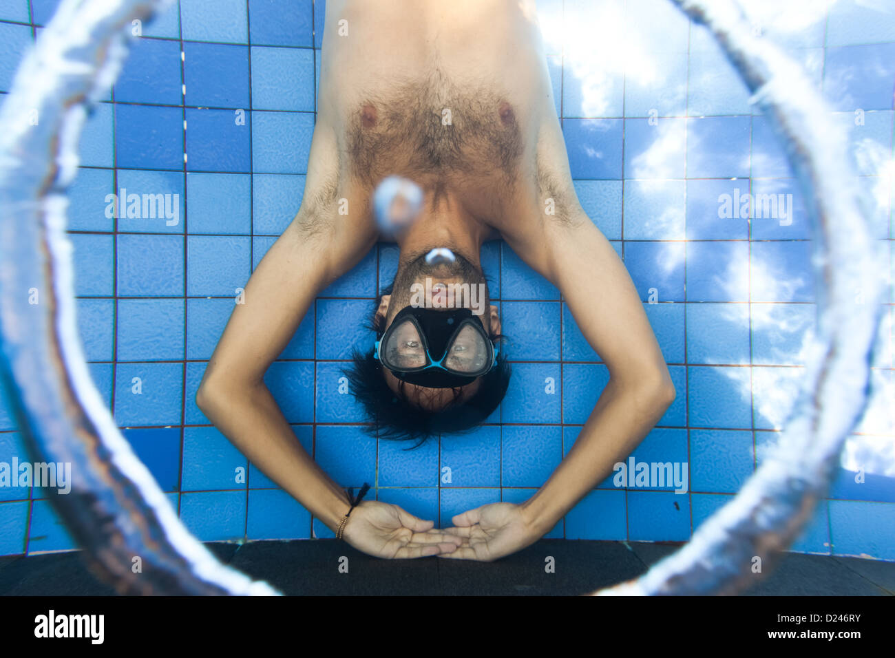 Man scuba diver making air hi-res stock photography and images - Alamy