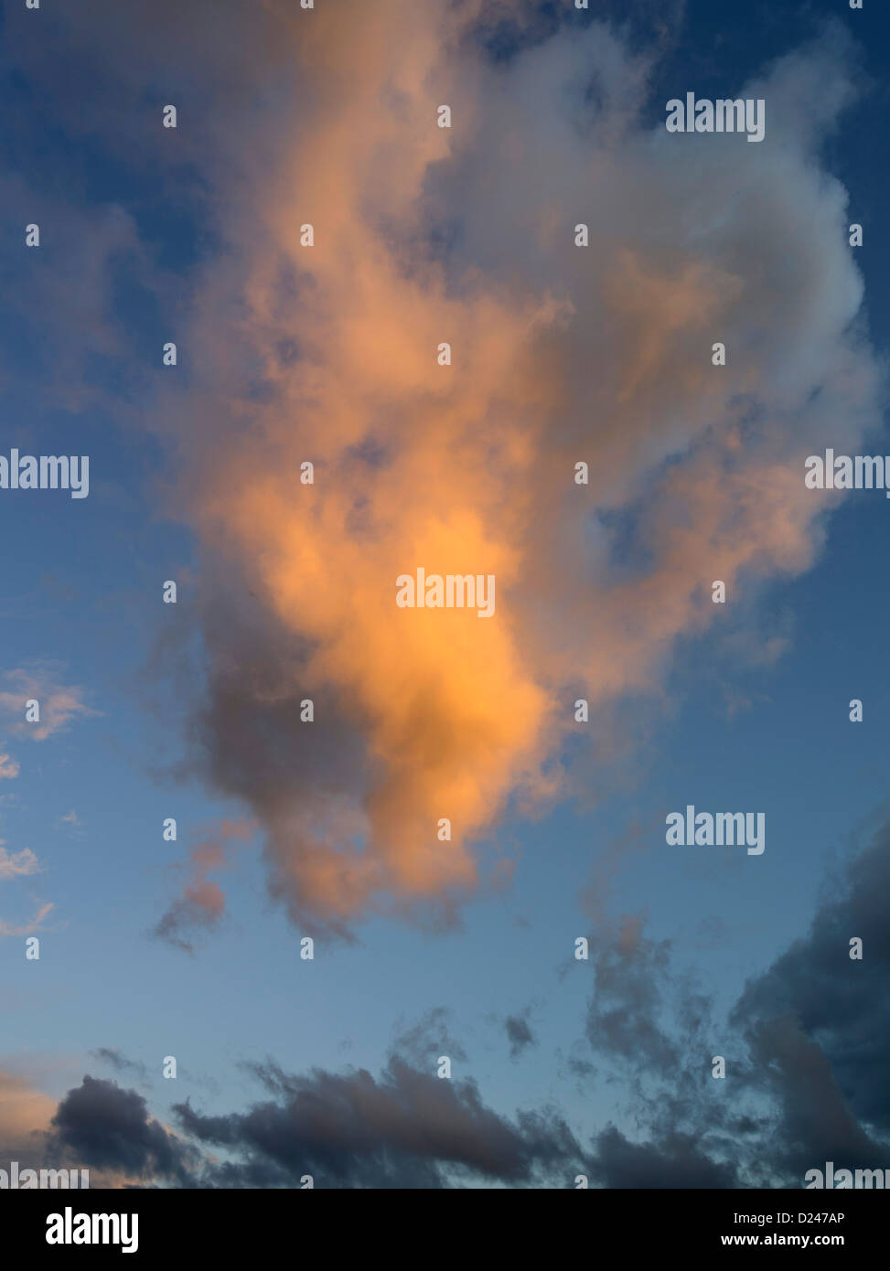Coloured clouds hi-res stock photography and images - Alamy