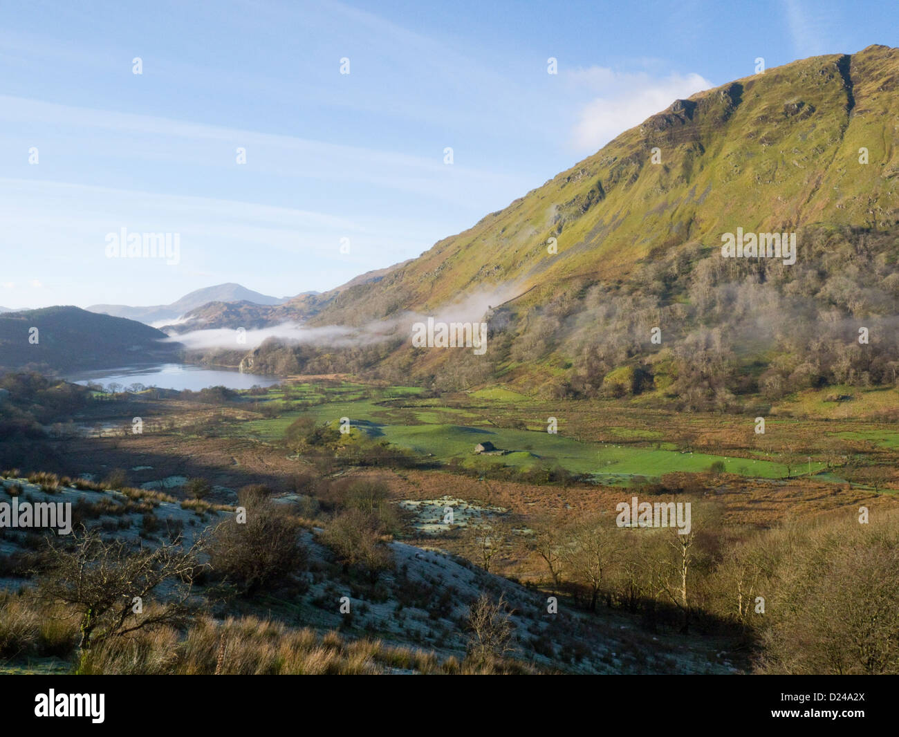 Spectacular view in Snowdonia Eryri National Park North Wales Mist lies ...