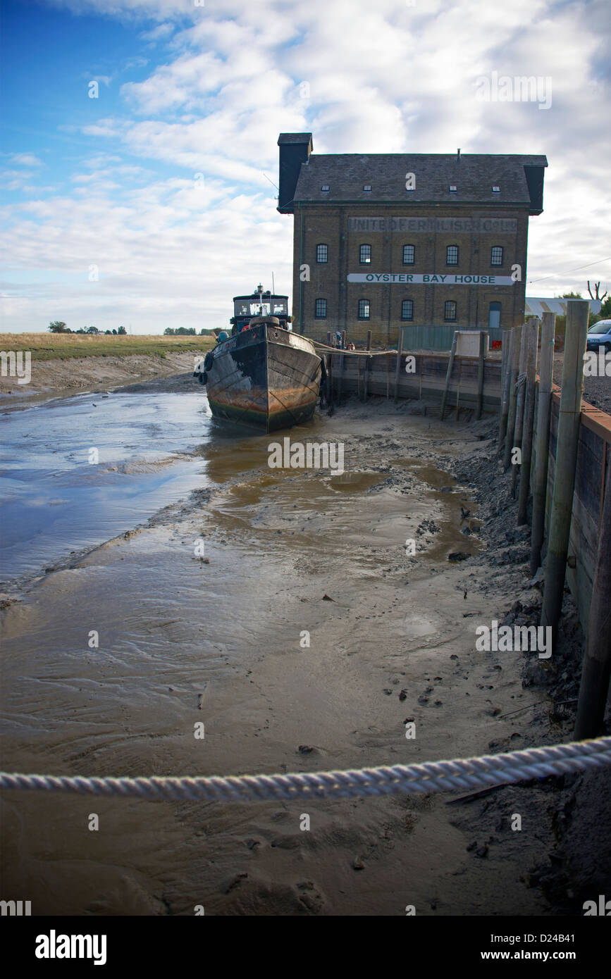 Faversham Kent River Harbour Harbor UK Stock Photo - Alamy
