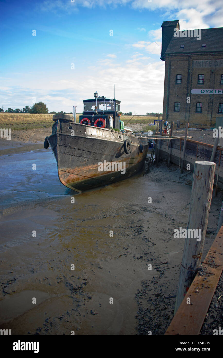 Faversham Kent River Harbour Harbor UK Stock Photo - Alamy