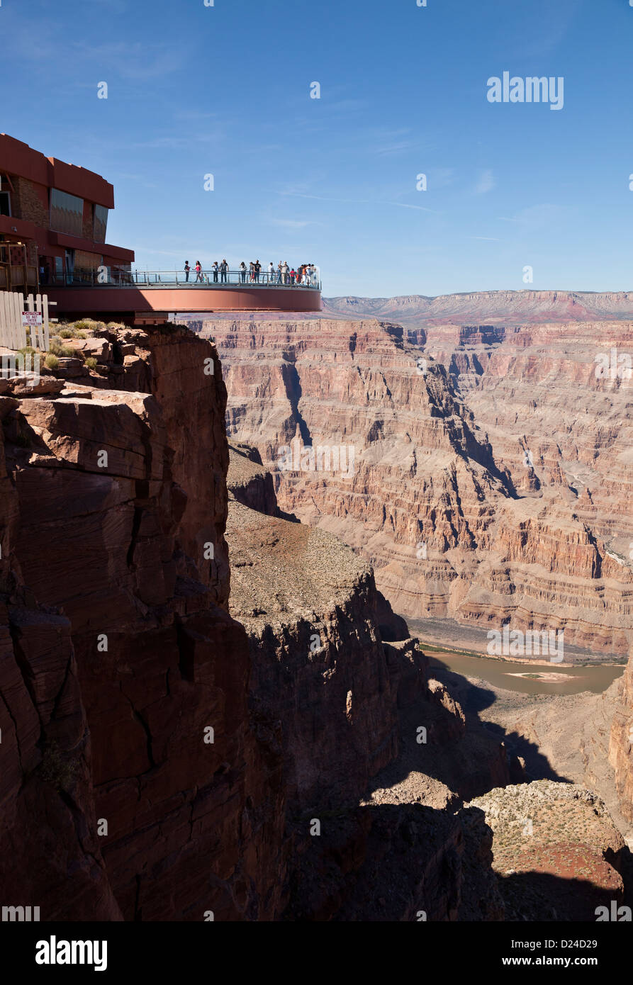 Glass bottom skywalk hi-res stock photography and images - Alamy