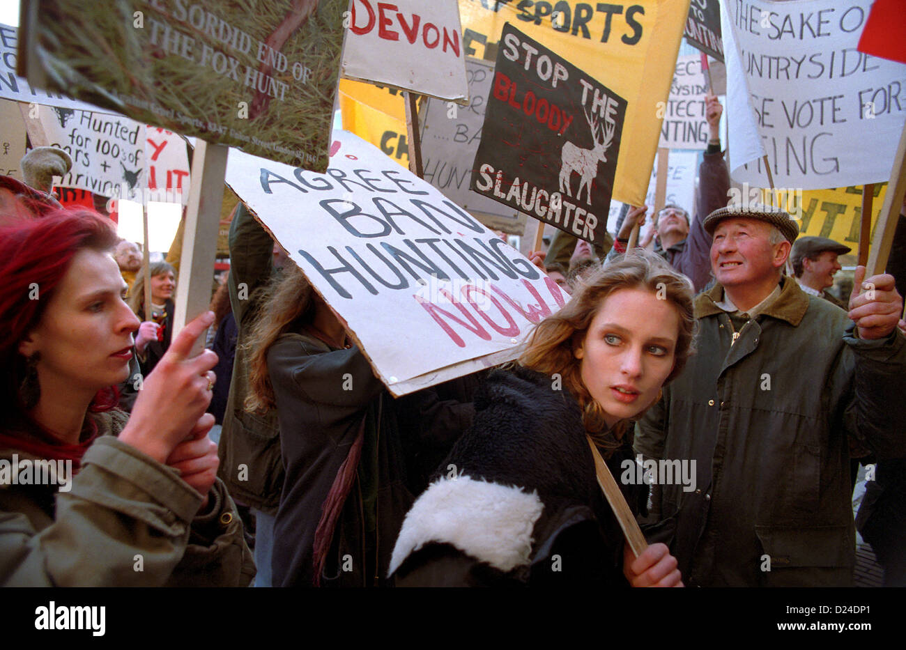 Anti hunt hi-res stock photography and images - Alamy
