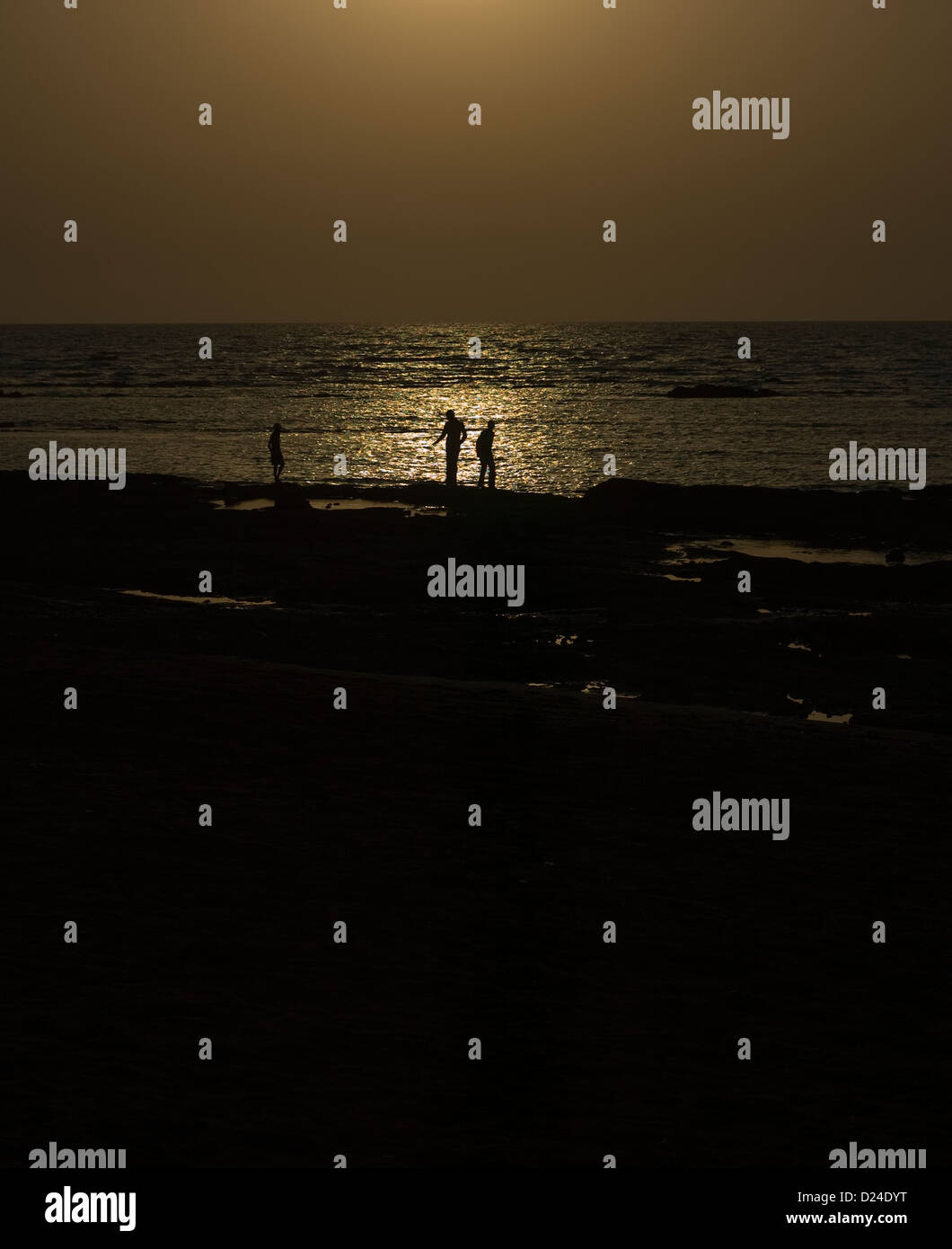 Devka beach daman hi-res stock photography and images - Alamy