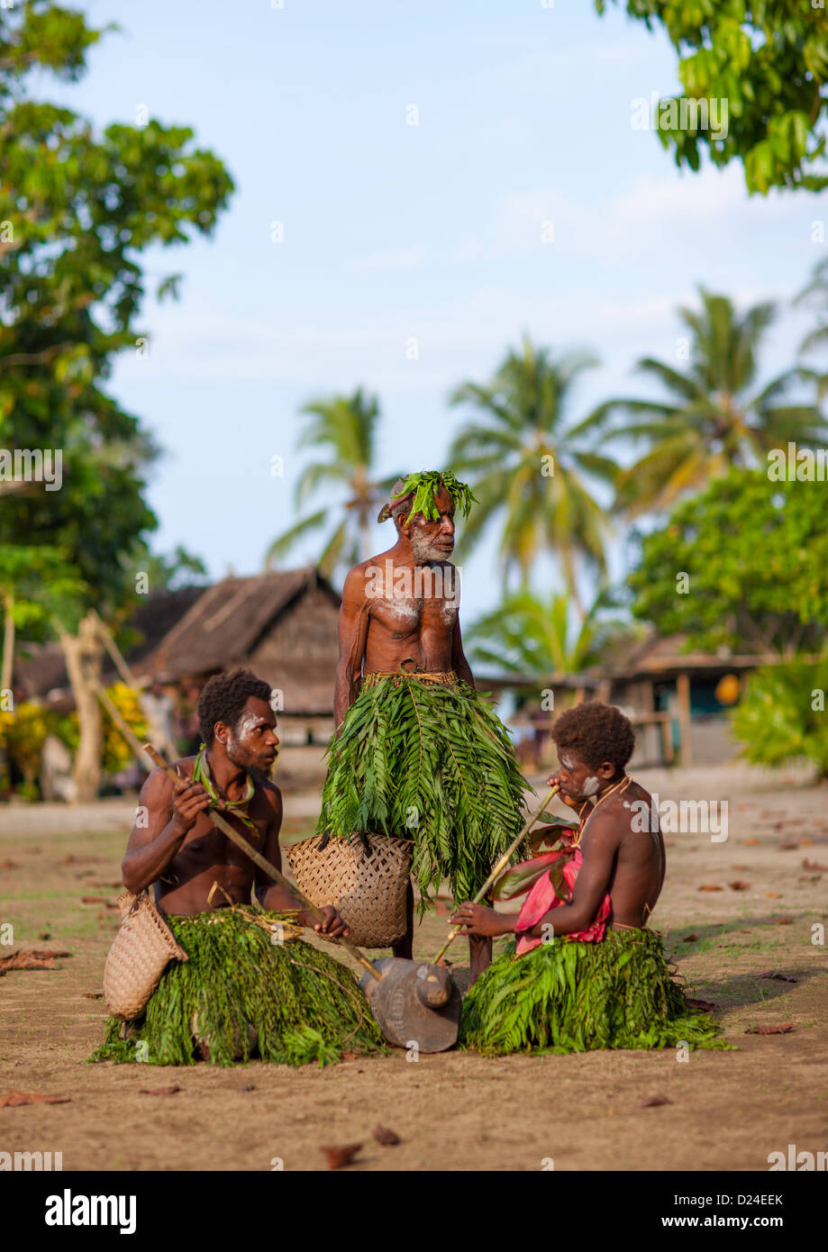 Malagan Tatuana Masks Dance, New Ireland Island, Papua New Guinea Stock ...