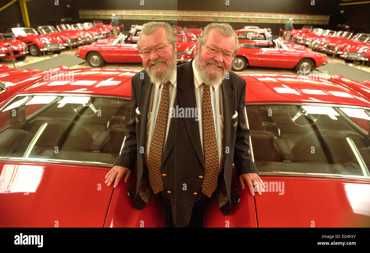 John haynes haynes publishing hi-res stock photography and images - Alamy