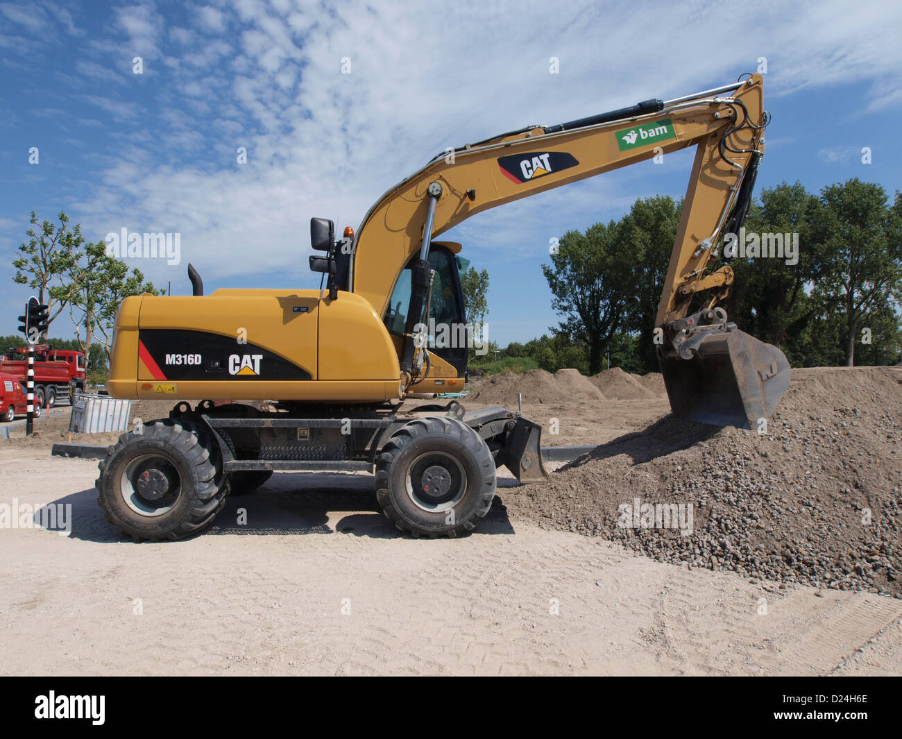 construction plant vehicles trucks Stock Photo - Alamy