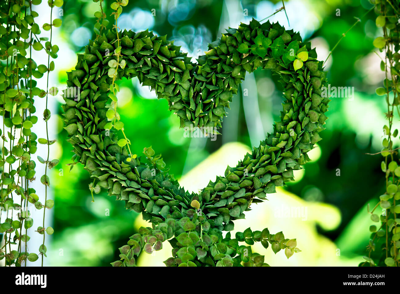 Garden heart decor hi-res stock photography and images - Alamy