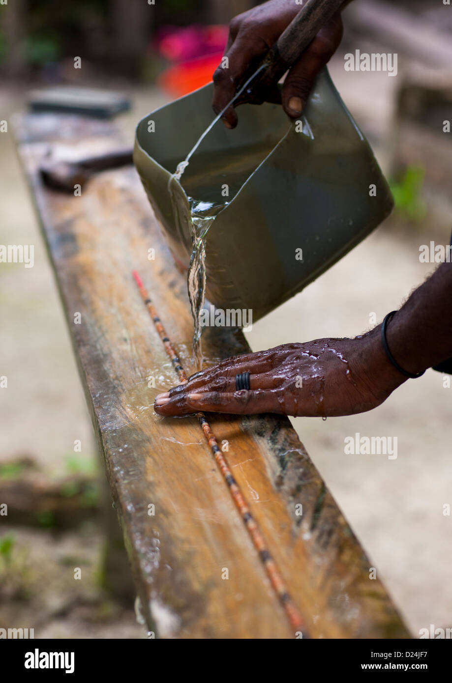 Man Making A Traditional Shell Necklaces, Kavieng, New Ireland Island ...