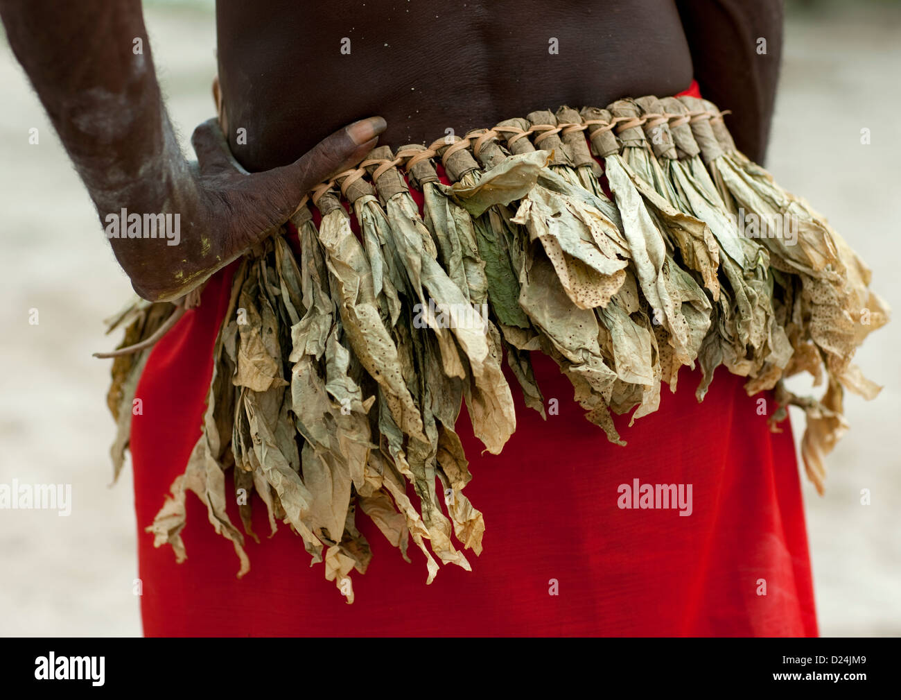Traditional dress papua new guinea hi-res stock photography and images ...