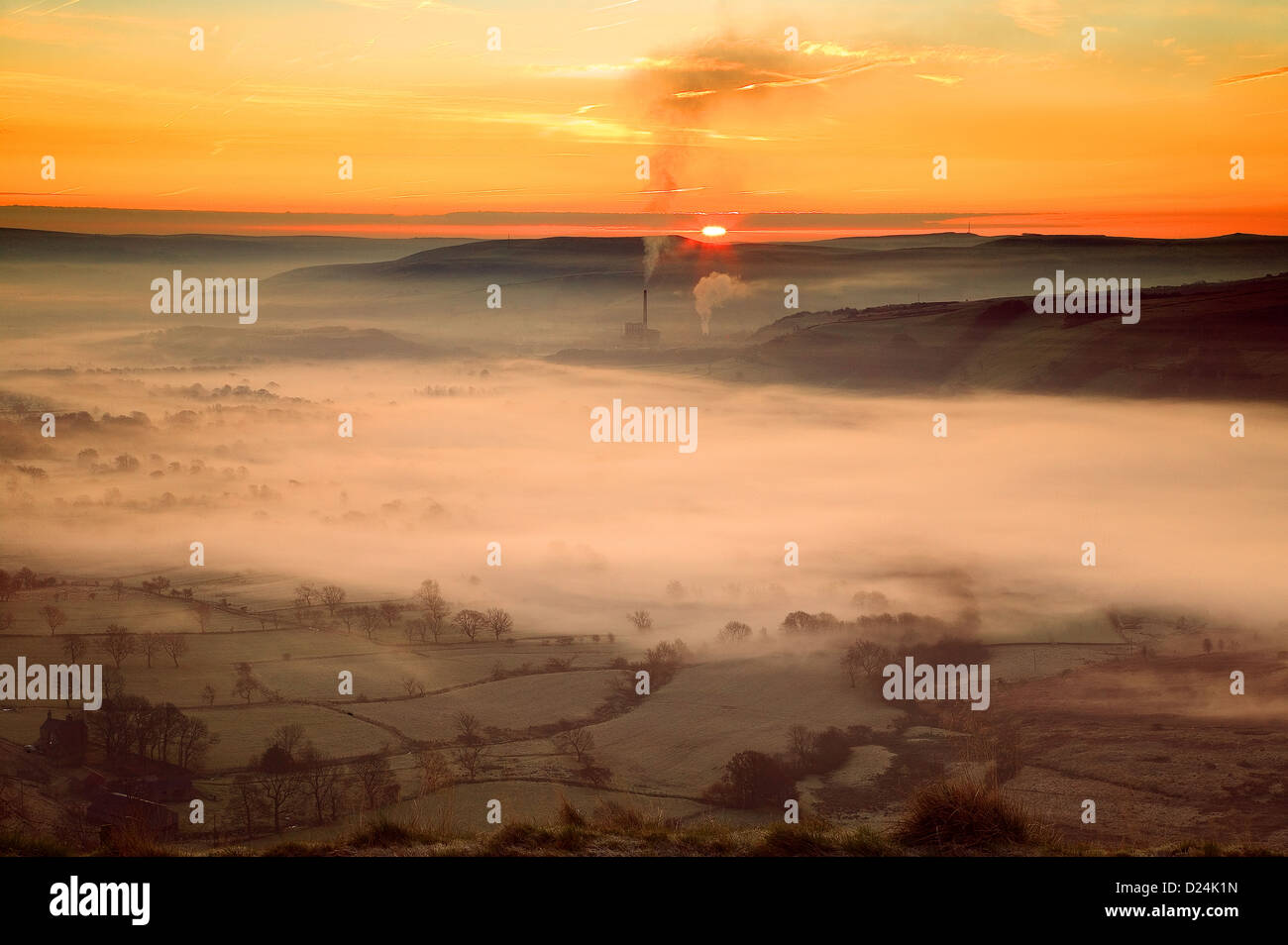 Castleton Hope Valley in Mist Derbyshire Peak District Stock Photo - Alamy