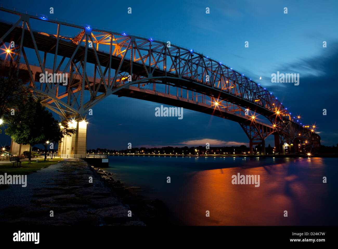 Bright lit up bridge hi-res stock photography and images - Alamy