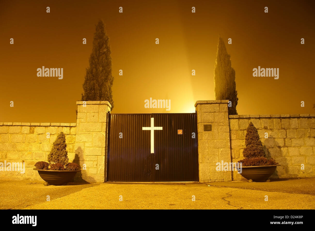 Black death cross door hi-res stock photography and images - Alamy