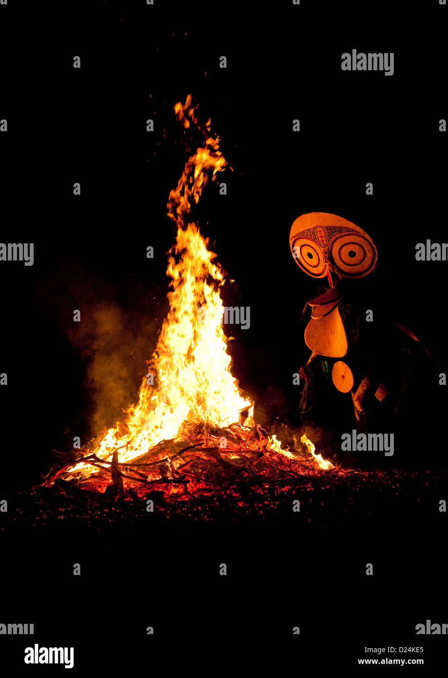 Baining tribe hi-res stock photography and images - Alamy