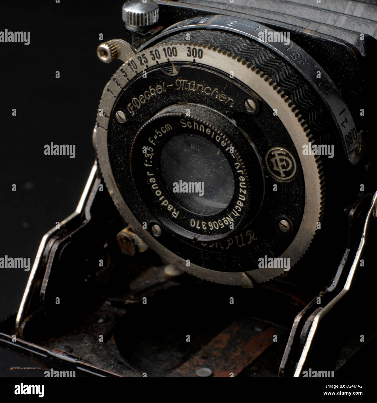 old vintage camera, close-up Stock Photo - Alamy