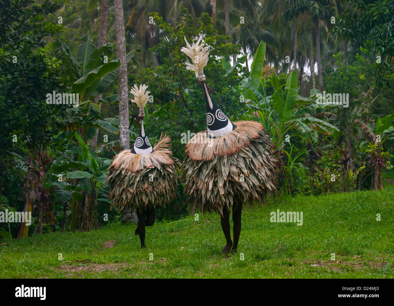 Tubuan Dance With Duk Duk Giant Masks, Rabaul, East New Britain, Papua ...