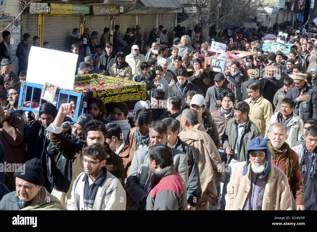 Shiite Muslim along with dead bodies that were killed in Alamdar Road ... Shiite Muslim along with dead bodies that were killed in Alamdar Road ...