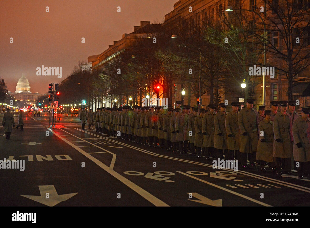 U s marines released hi-res stock photography and images - Alamy