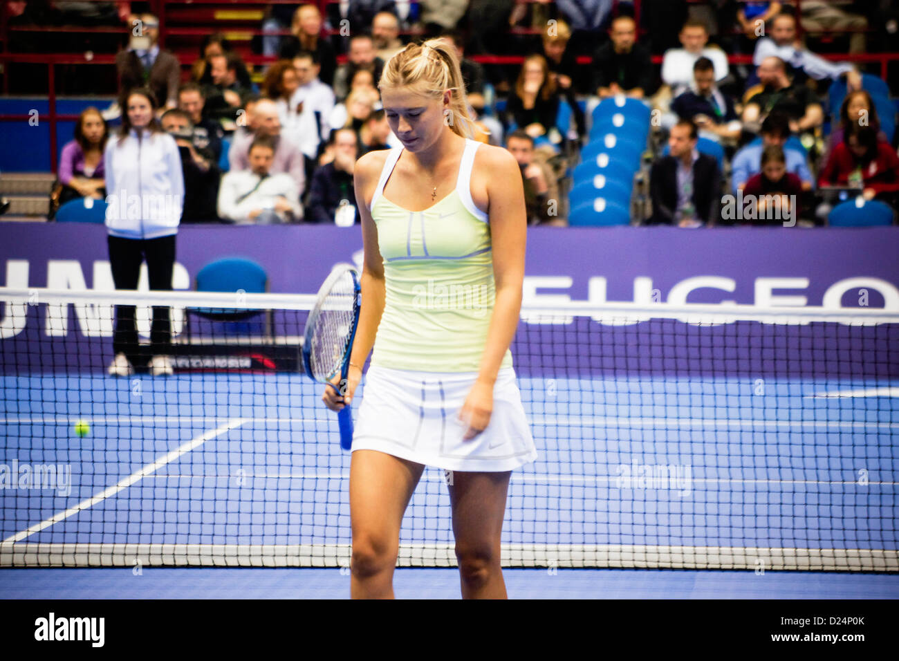 Maria sharapova practice hi-res stock photography and images - Alamy