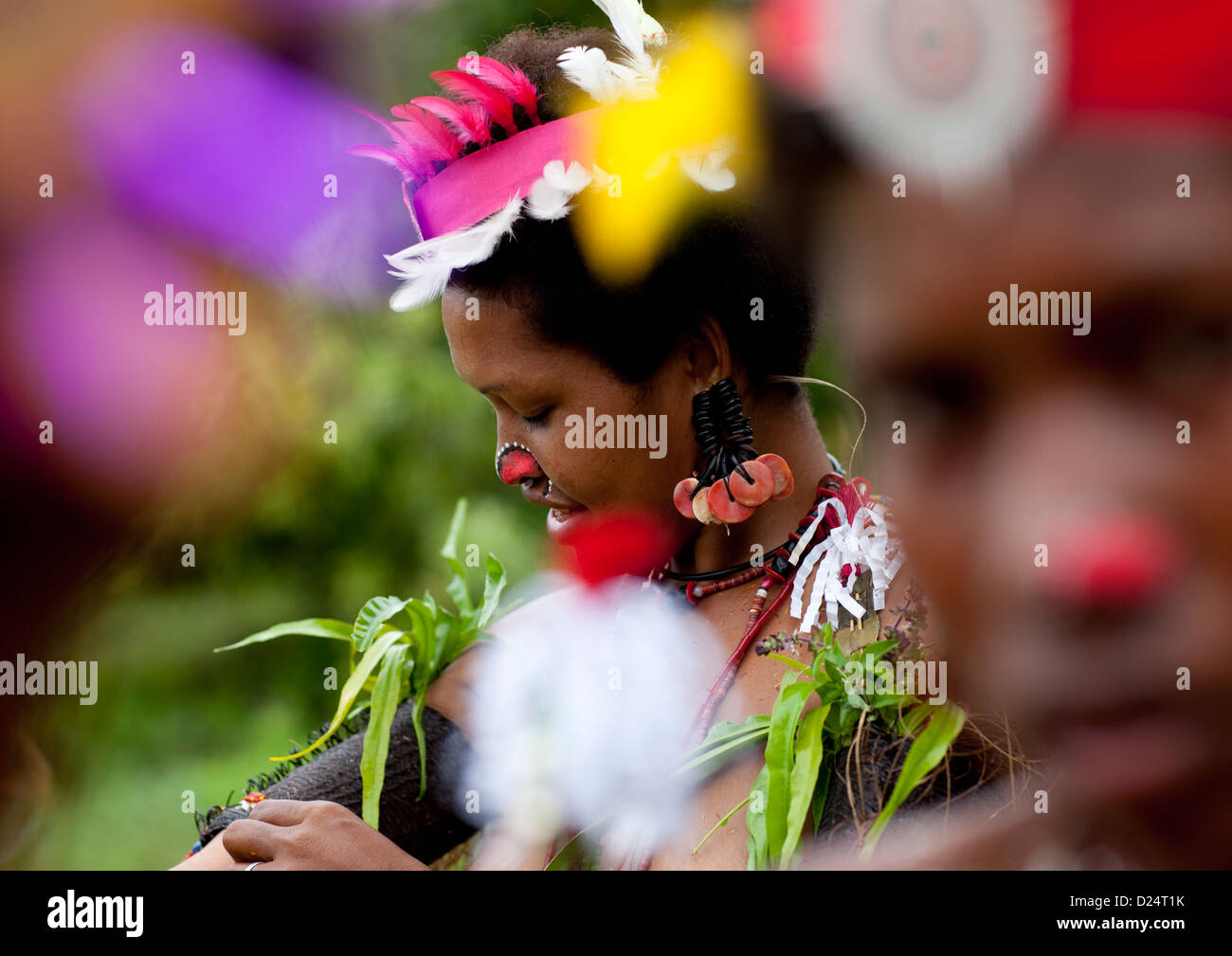 Yam festival dancers kiriwina trobriand hi-res stock photography and ...