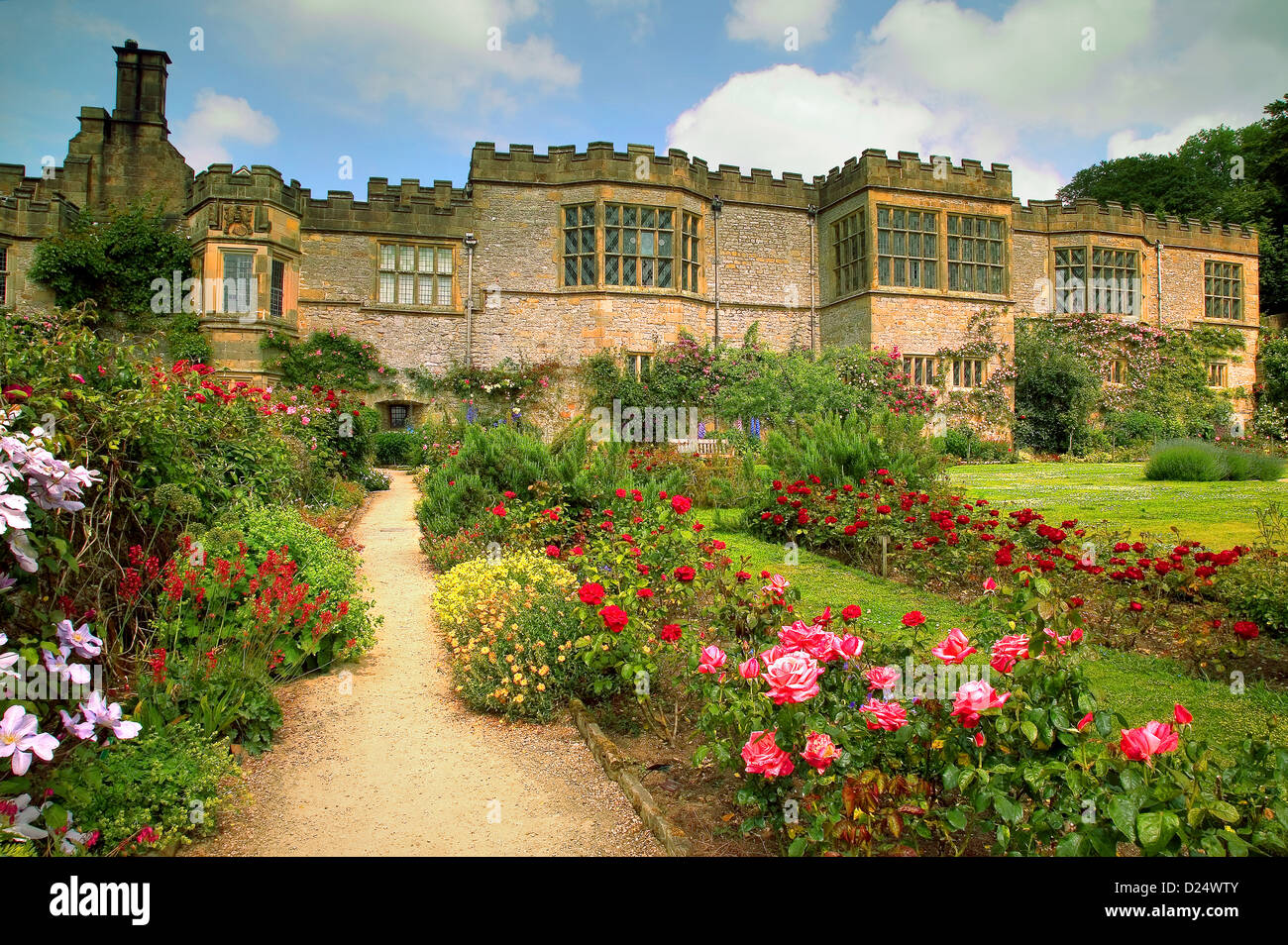 Haddon Hall Peak District High Resolution Stock Photography and Images - Alamy