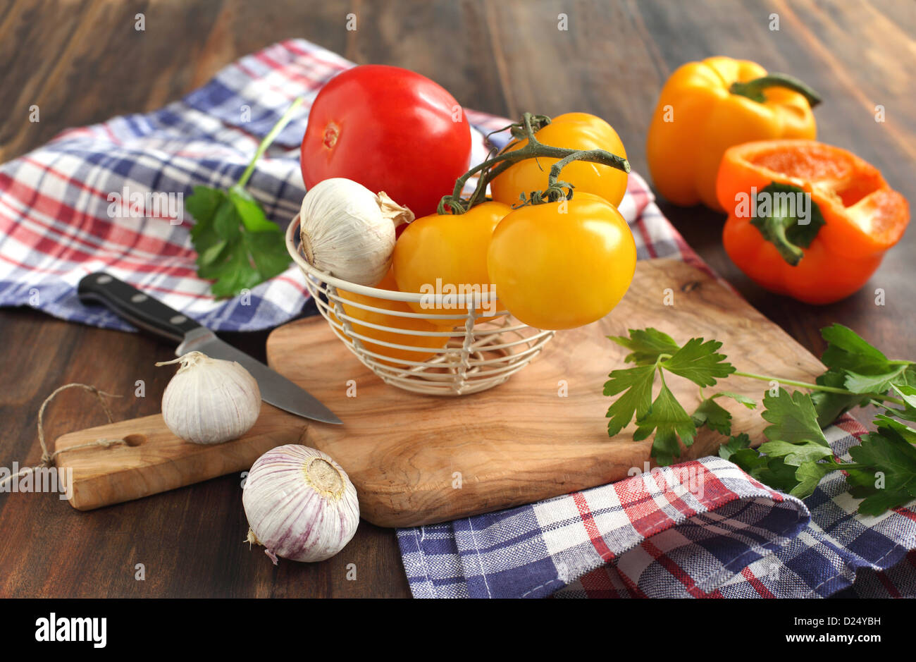 Fresh vegetables hi-res stock photography and images - Alamy