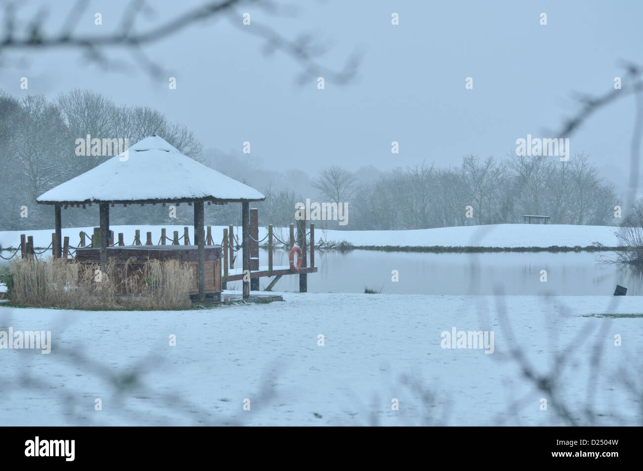 Lonely place hi-res stock photography and images - Alamy