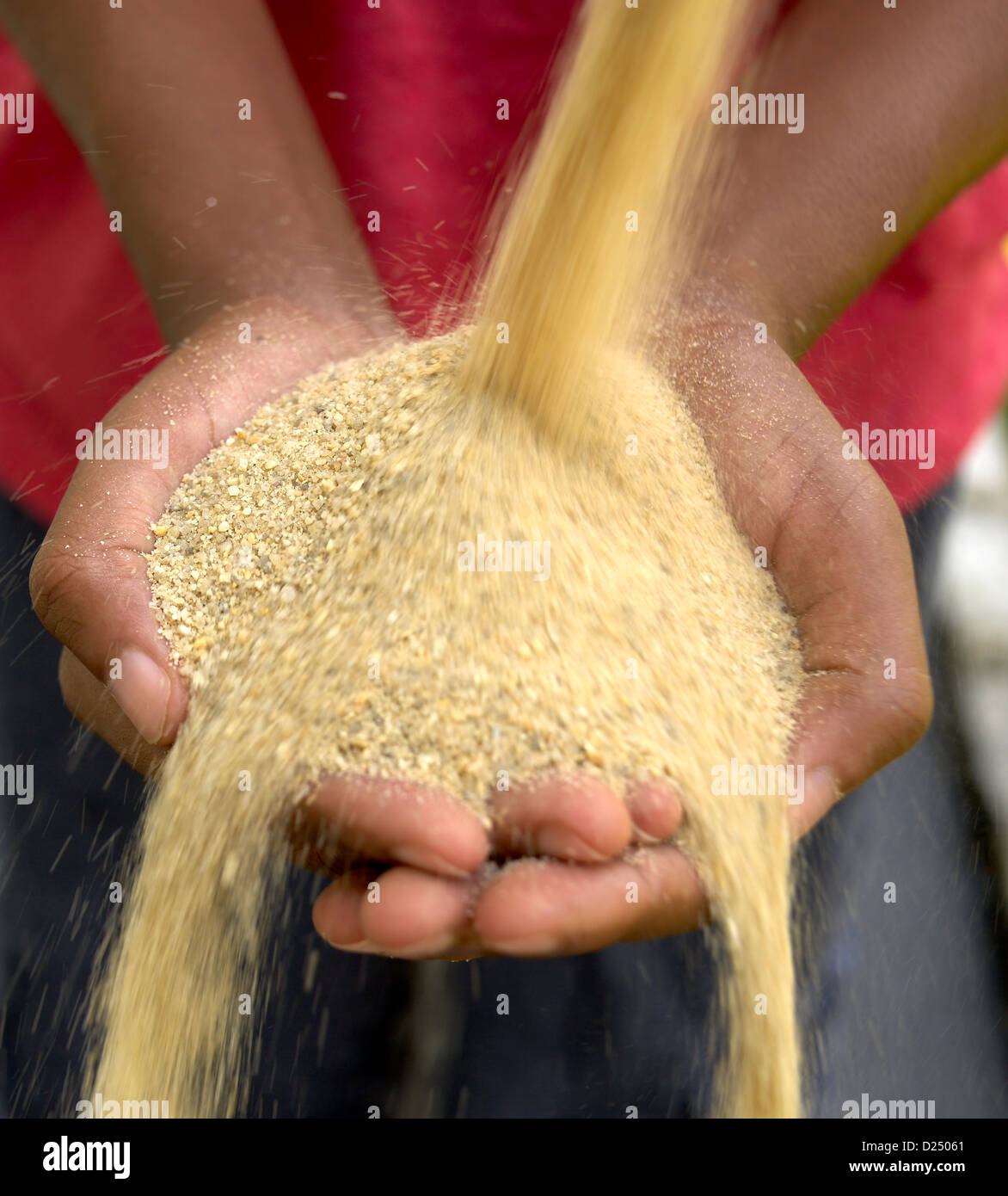 Hand full hi-res stock photography and images - Alamy