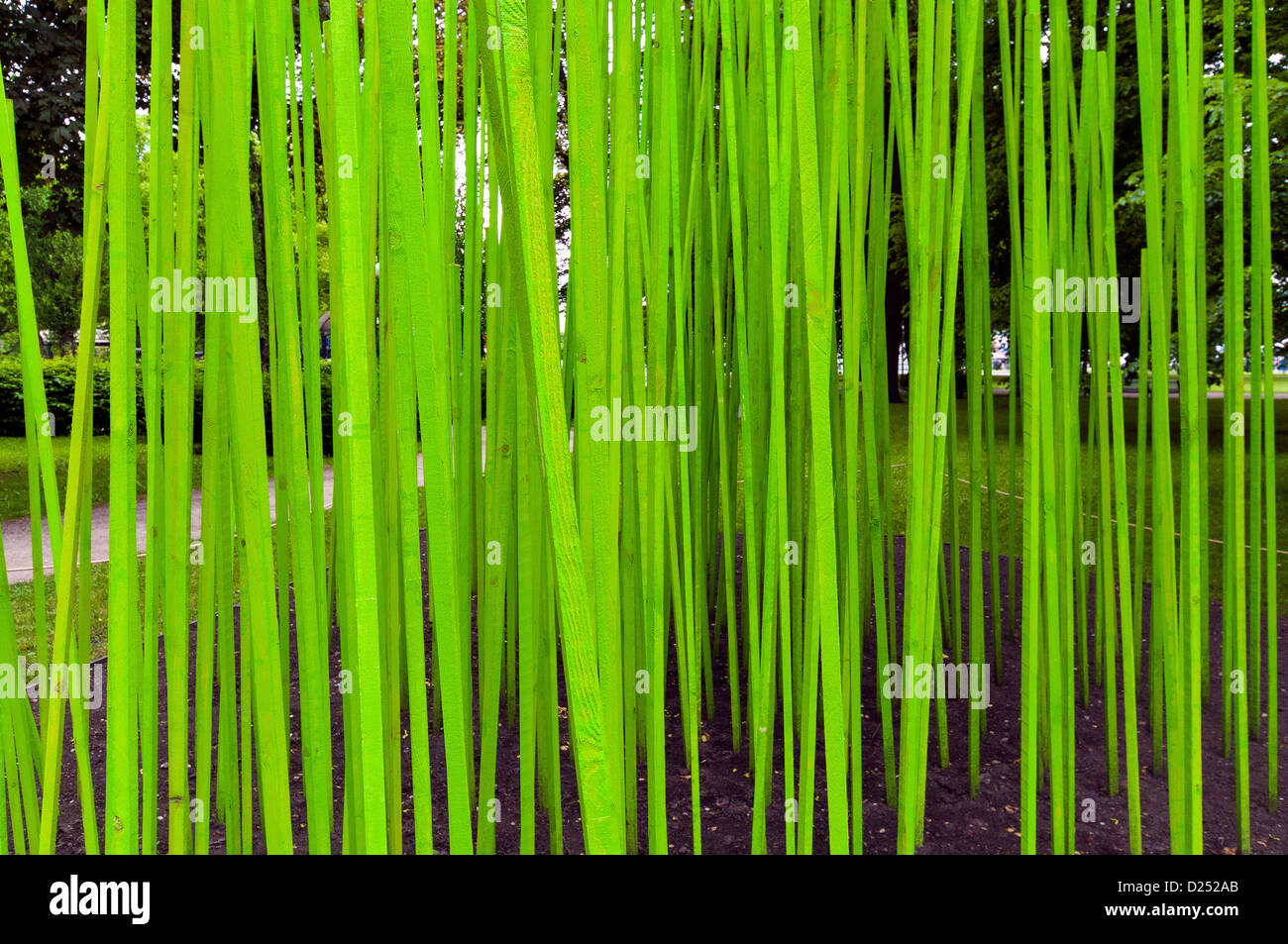 Bright green line garden design at the Tallinn Flower Festival in ...
