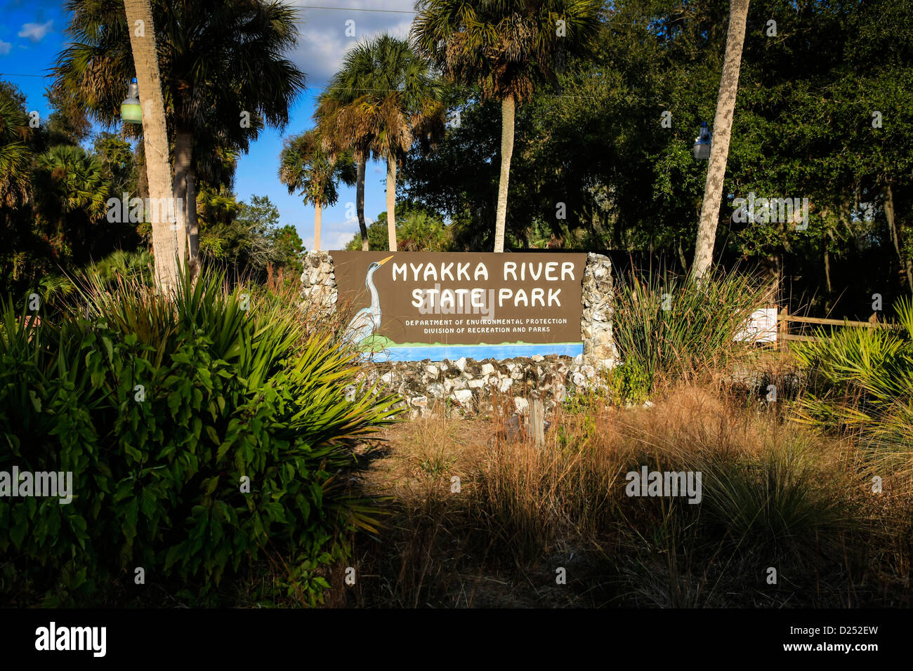 Myakka River State Park (Florida) Entrance sign Stock Photo - Alamy