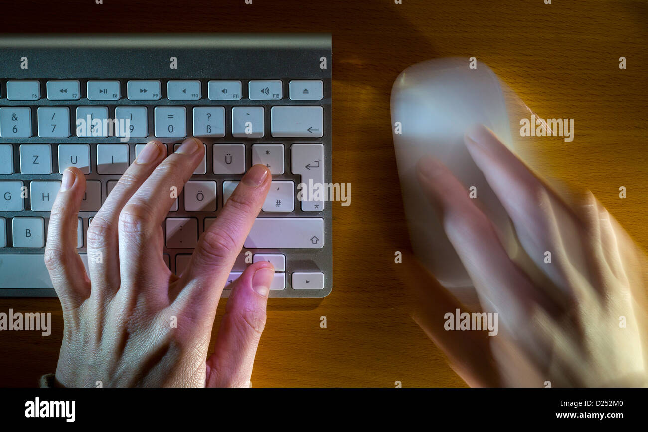 Keyboard and mouse images hi-res stock photography and images - Alamy
