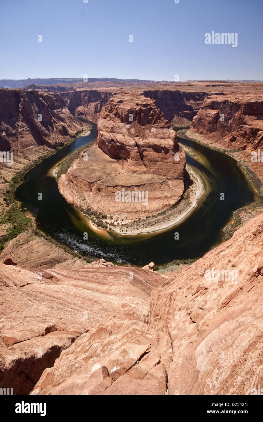 Horseshoe bend overlook Colorado River in Glen Canyon making 270 curve ...