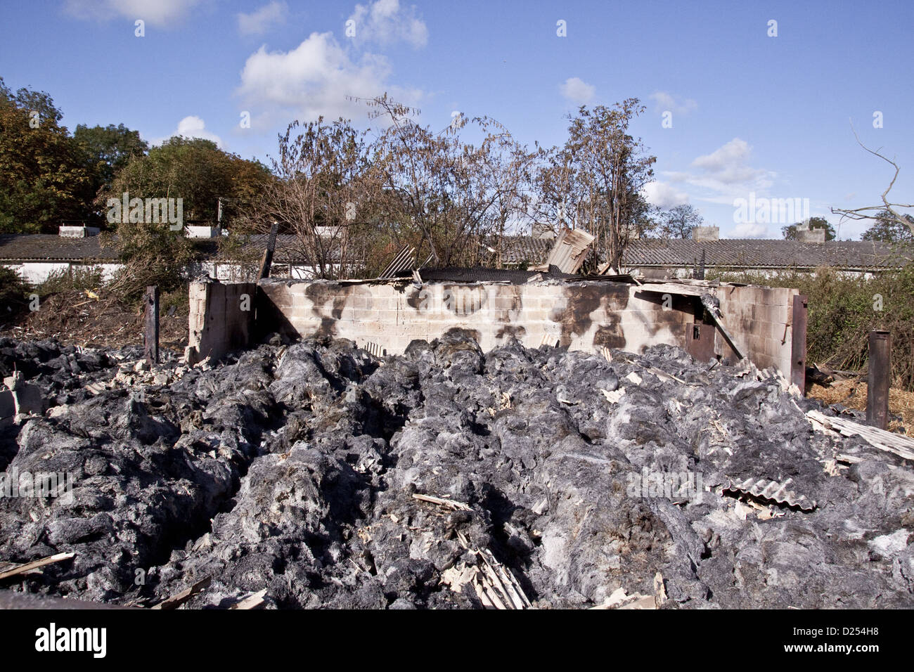 Burning of a barn with straw hi-res stock photography and images - Alamy