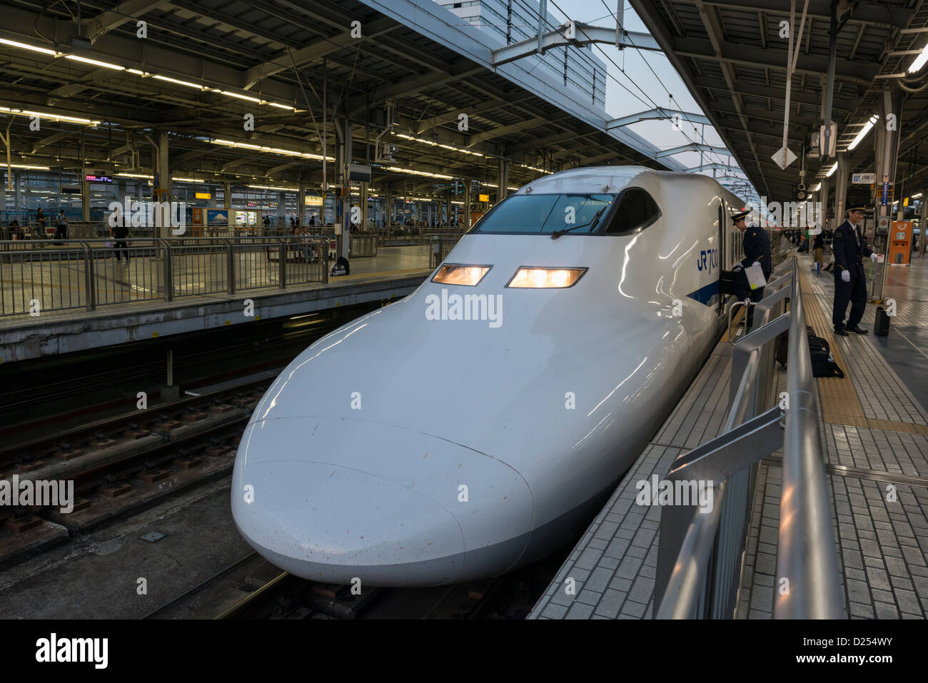 N700 Series Shinkansen Bullet Train at Kyoto Station Stock Photo - Alamy