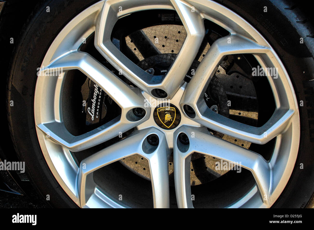 Lamborghini wheel and logo Stock Photo - Alamy