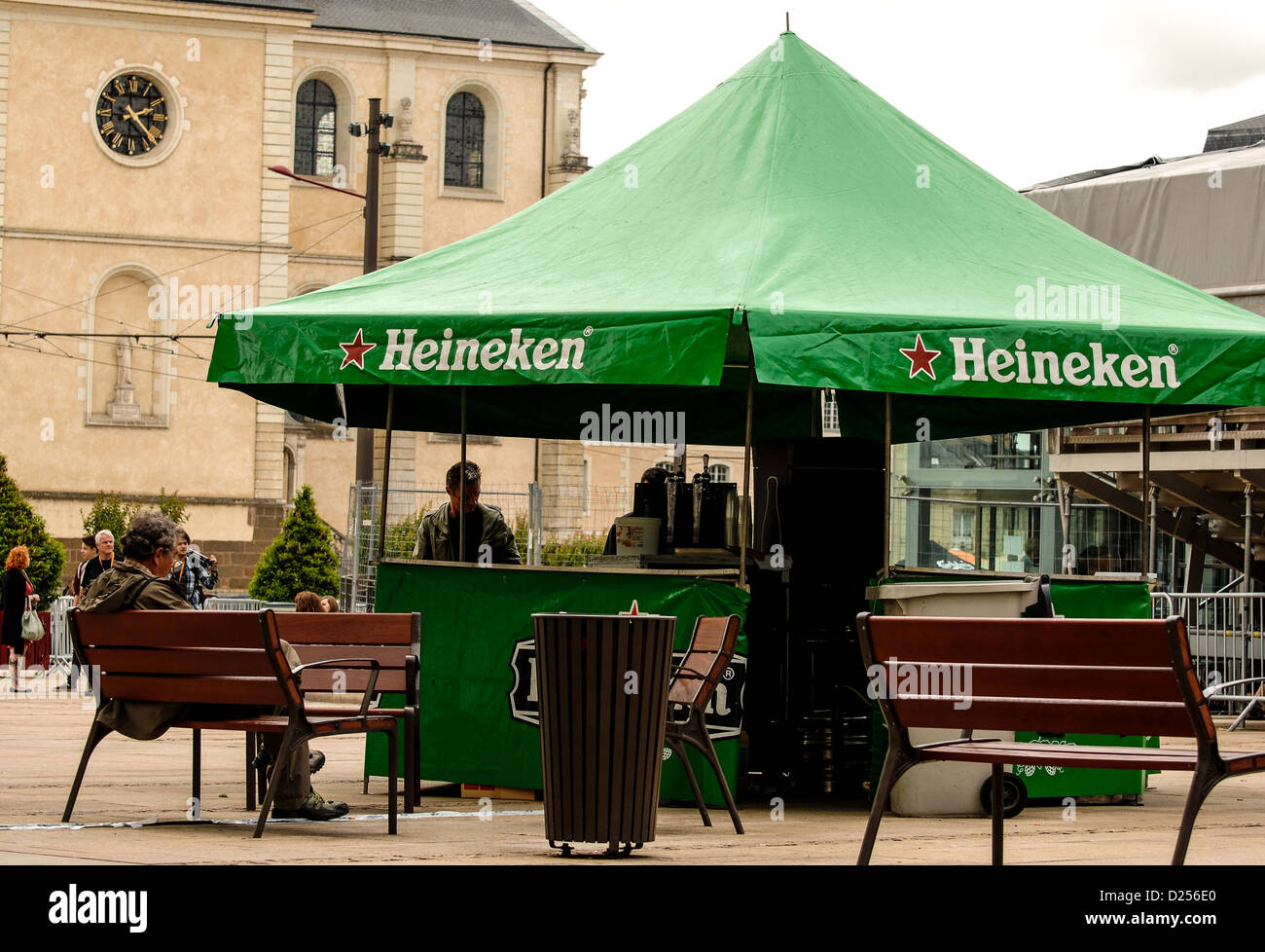 Heineken tent hi-res stock photography and images - Alamy
