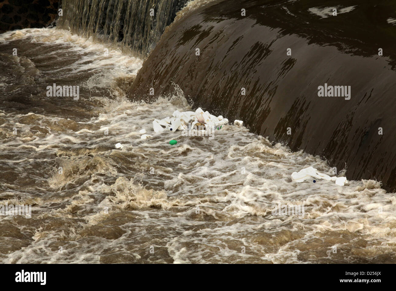 Bali's Garbage: From the River to the Sea, Polluted water Stock Photo ...