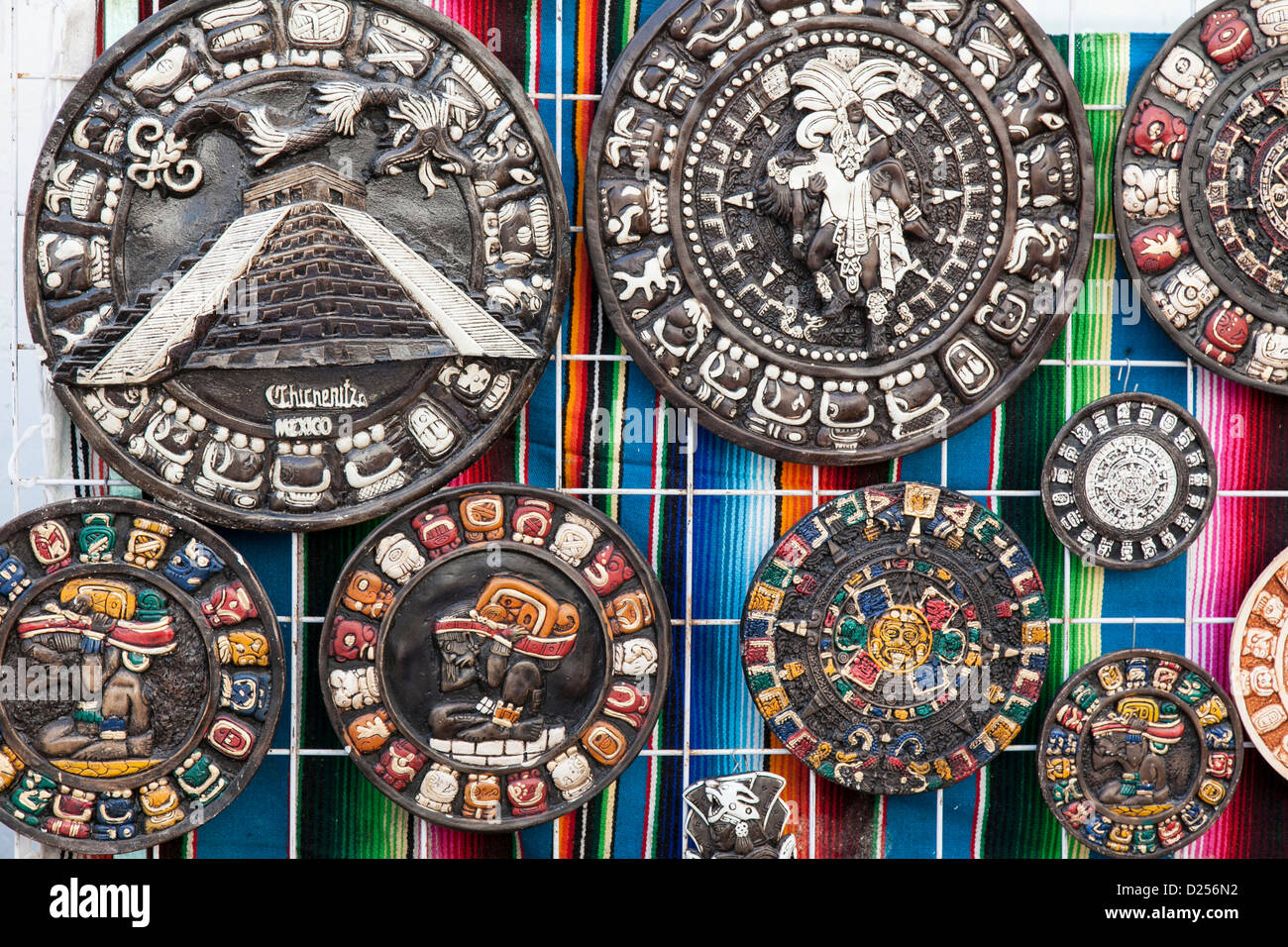 Mexican crafts hi-res stock photography and images - Alamy