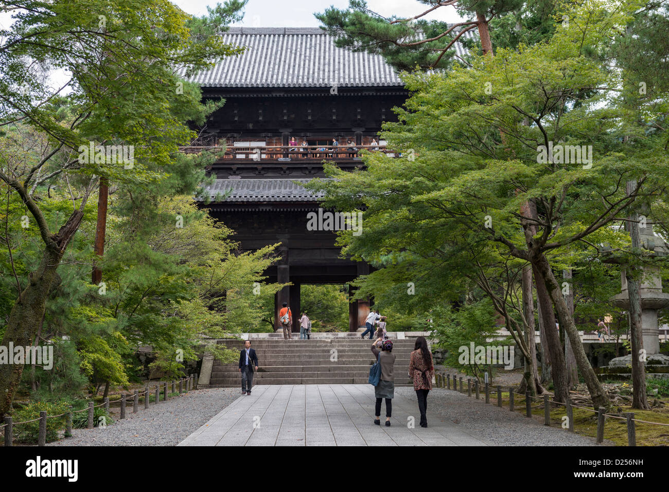 The Sanmon Entrance Gate to Nanzenji Temple, Kyoto Japan Stock Photo ...