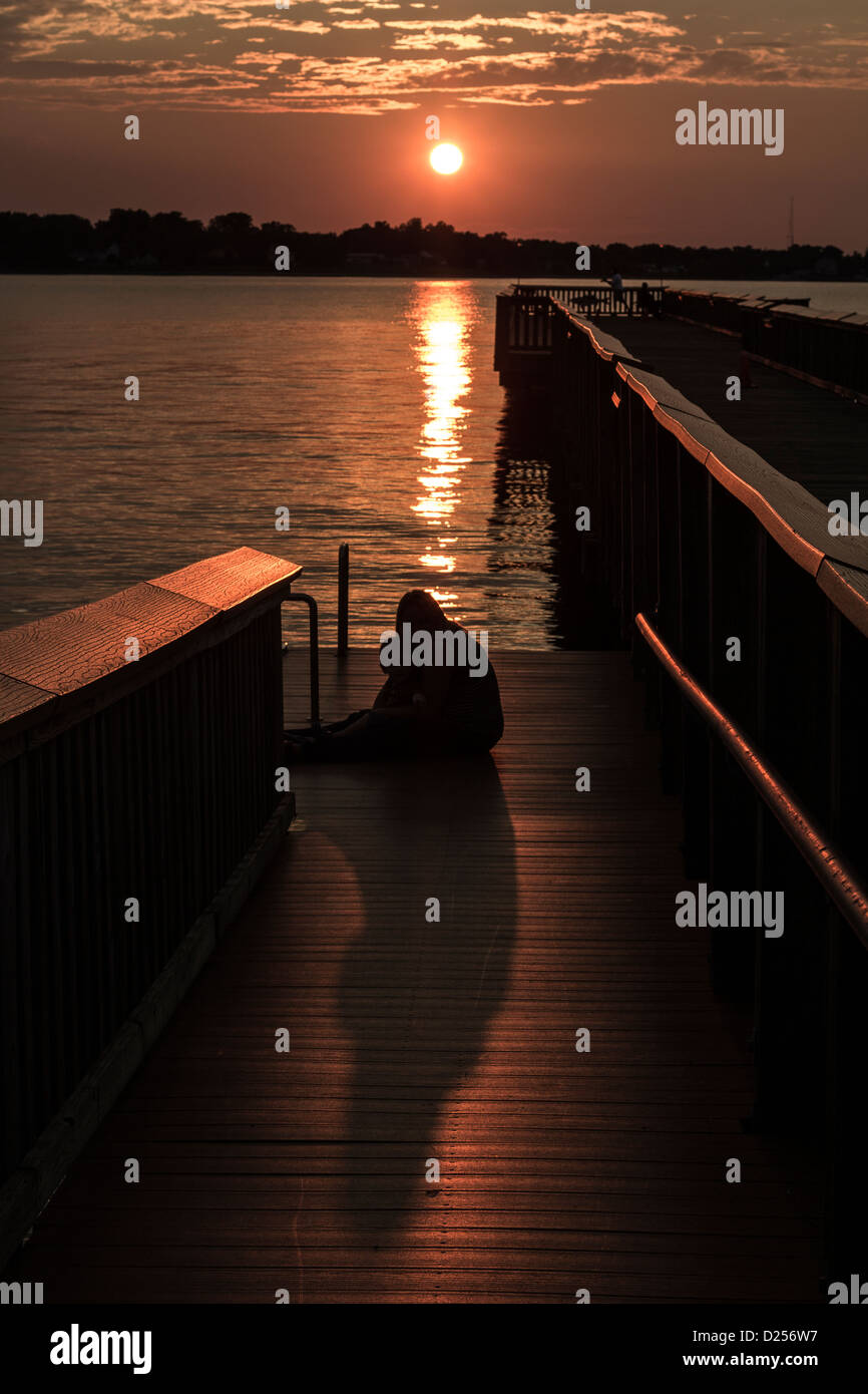 Mother and Child Watching the Sunset over the Bay Stock Photo - Alamy