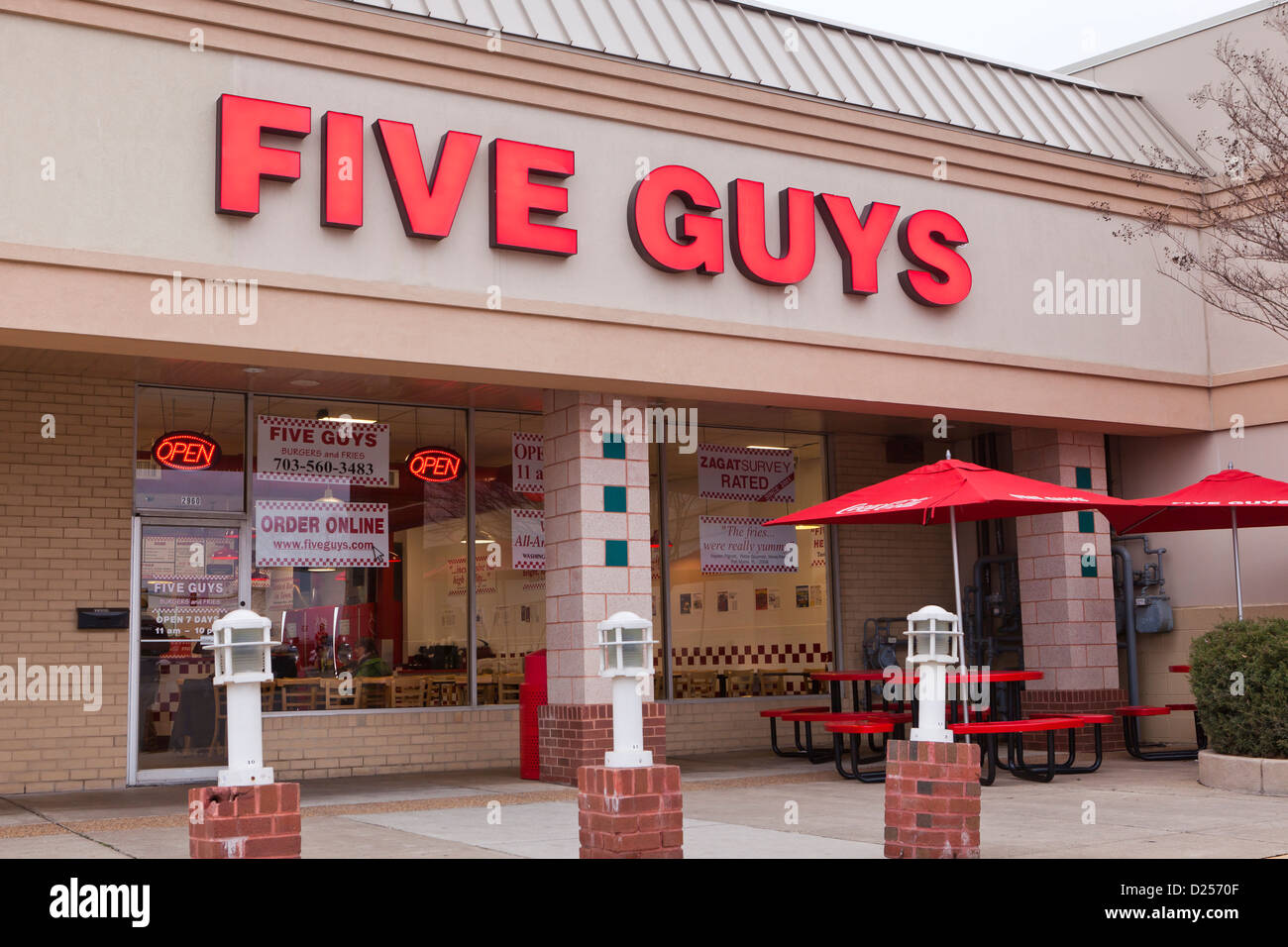 Five guys hi-res stock photography and images - Alamy